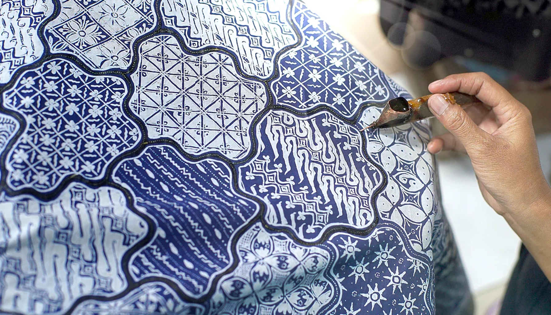 10 Macam Batik dan Penjelasannya Warisan Budaya yang Mendunia